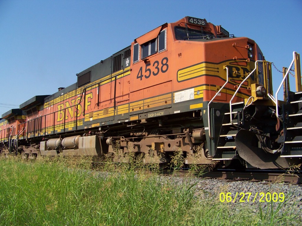 BNSF C44-9W 4538